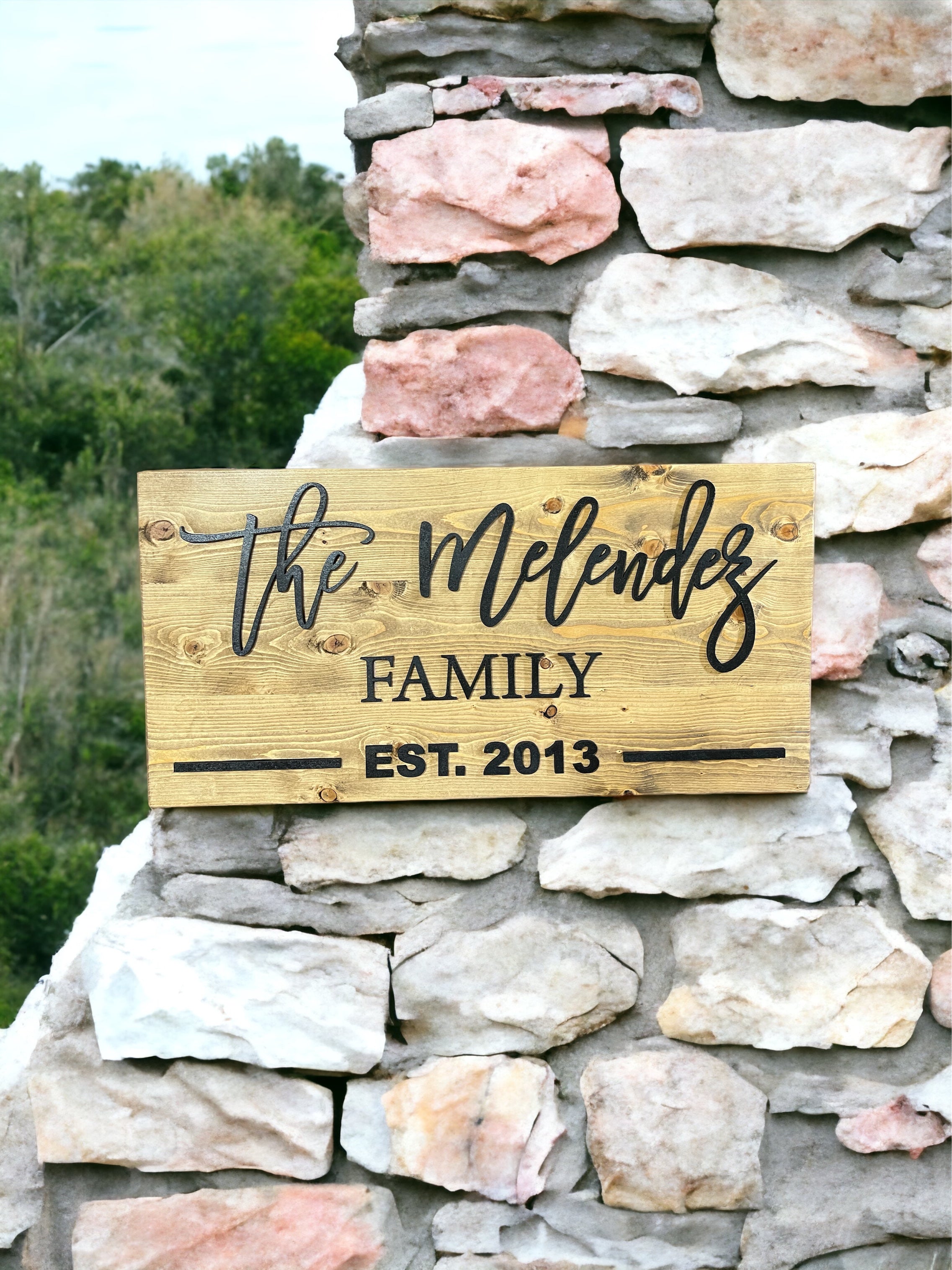 Rustic Family Name Sign – Rusling Woodworks